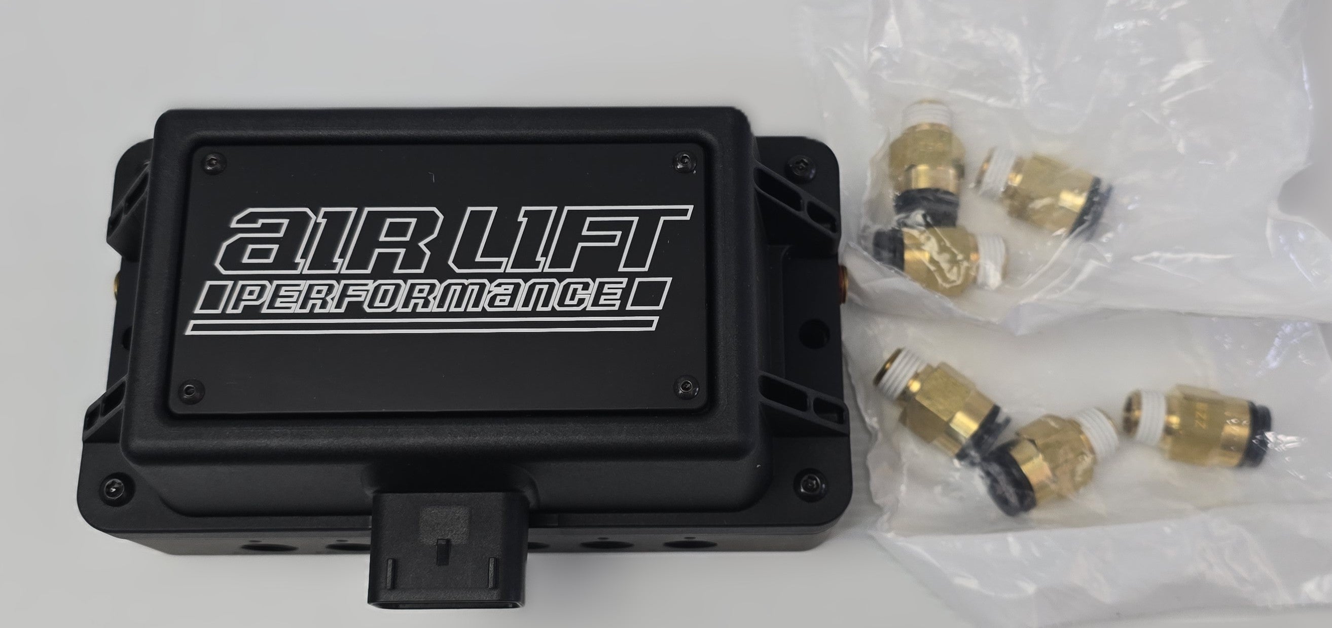 Air-Lift-Performance 72674-13463 Manifold Air Suspension Control & 6 C ...
